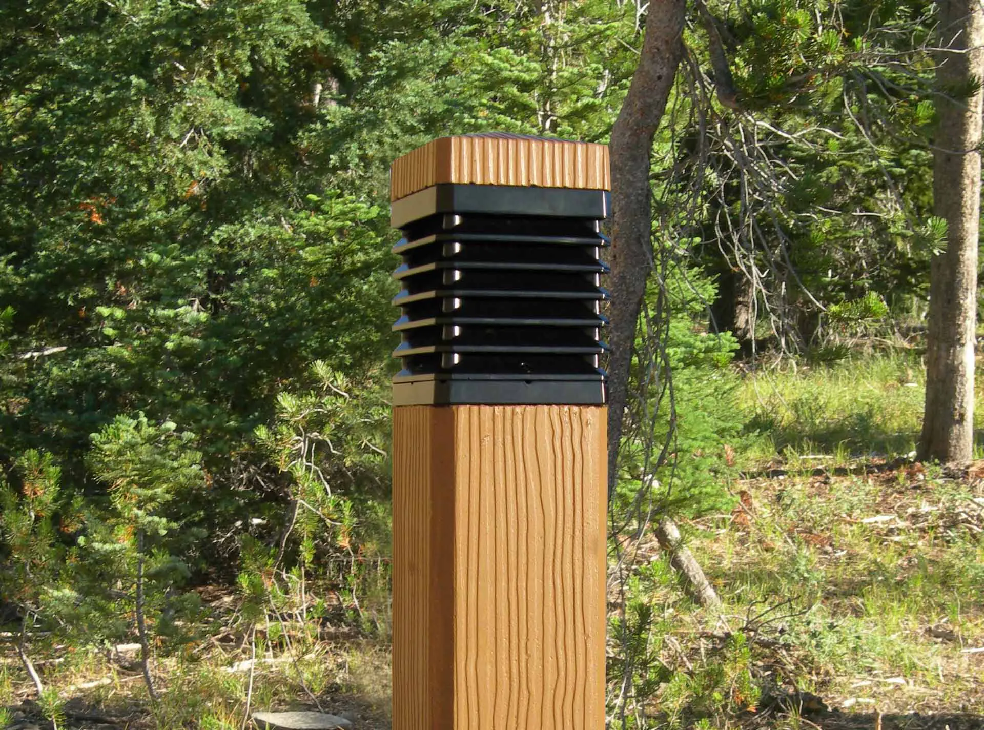 Wood Grain Poles and Bollards – Ameron Pole Products